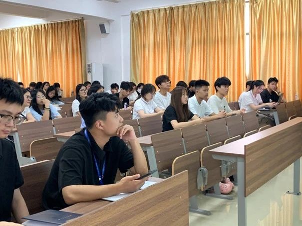 十大育人体系专题网站